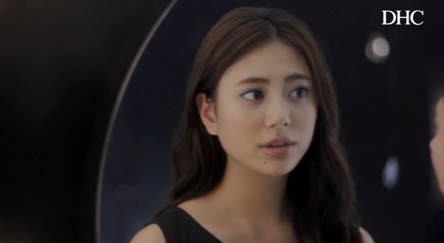 土屋巴瑞季 DHC 薬用 ディープクレンジングオイルのCMに出演する美女 - このCMの女の子誰？
